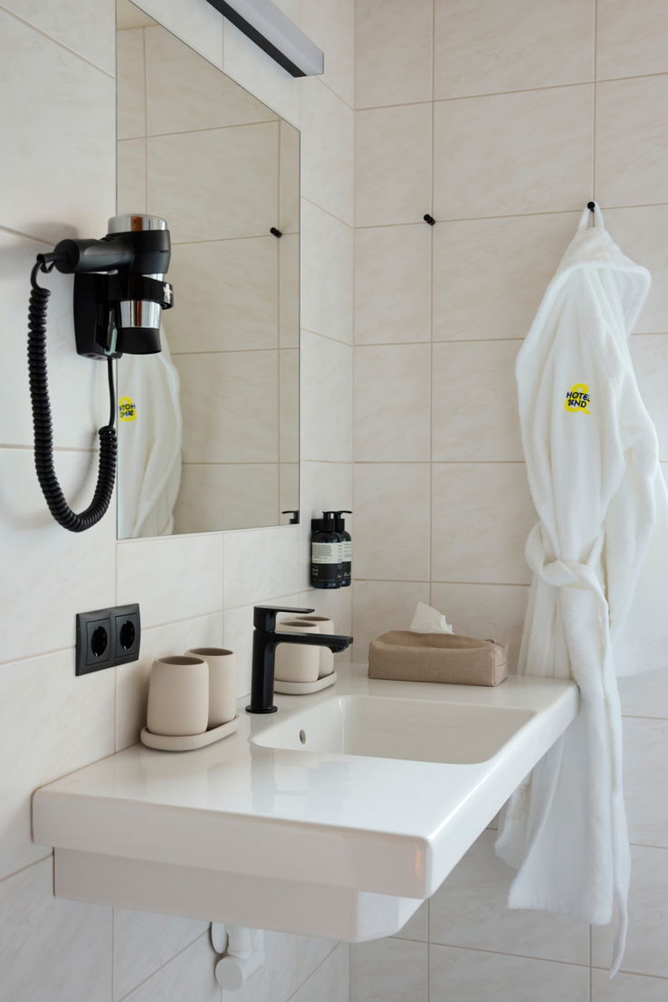 UND Lastminute - Auszeit mit Bergblick & Sauna in der Steiermark | 1 ...